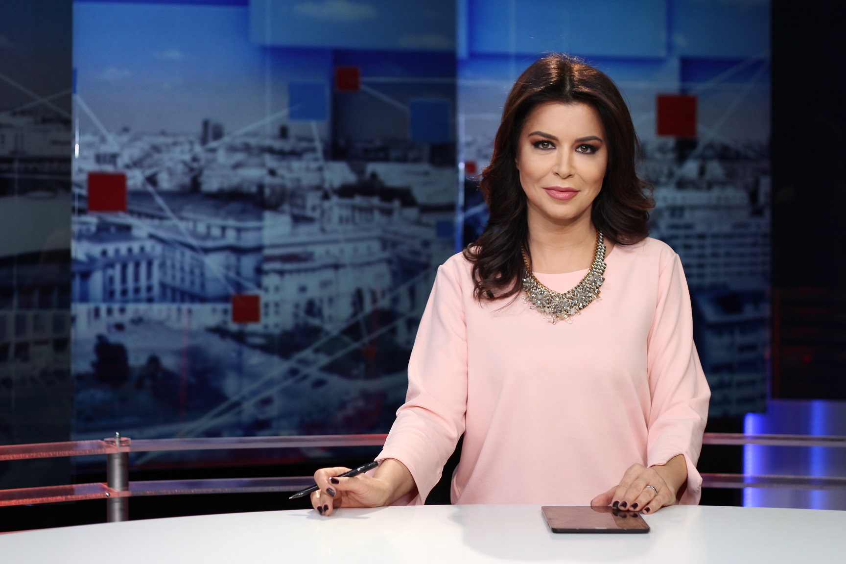 Stiri Directe - Simona Pătruleasa: CV, salariu la Kanal D, vârstă ...