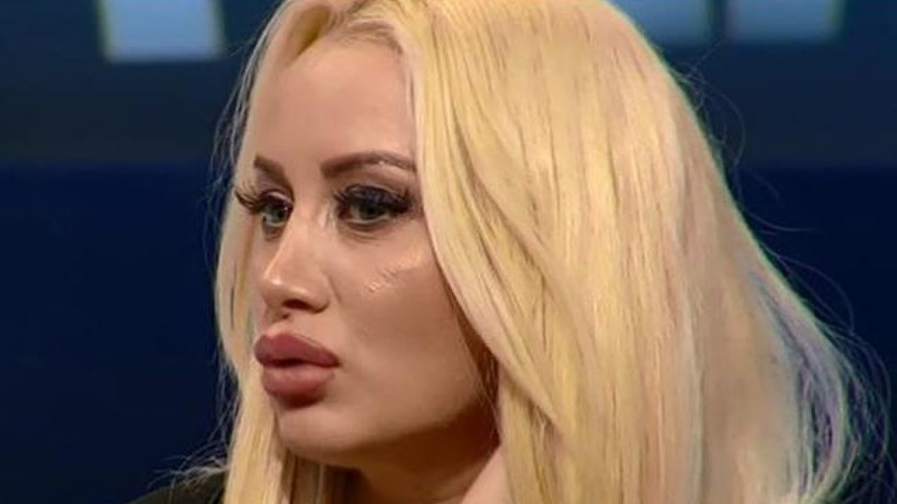 Stiri Directe - Simona Trașcă: CV, vârstă, înălțime, biografie, familie ...